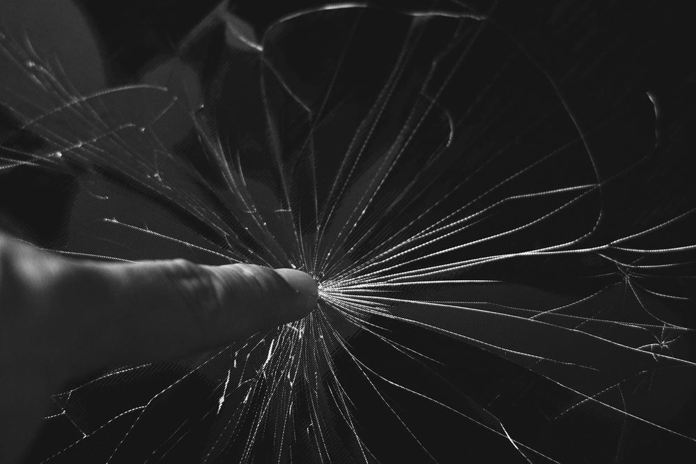 Why Does My Screen Protector Crack Without Dropping It?